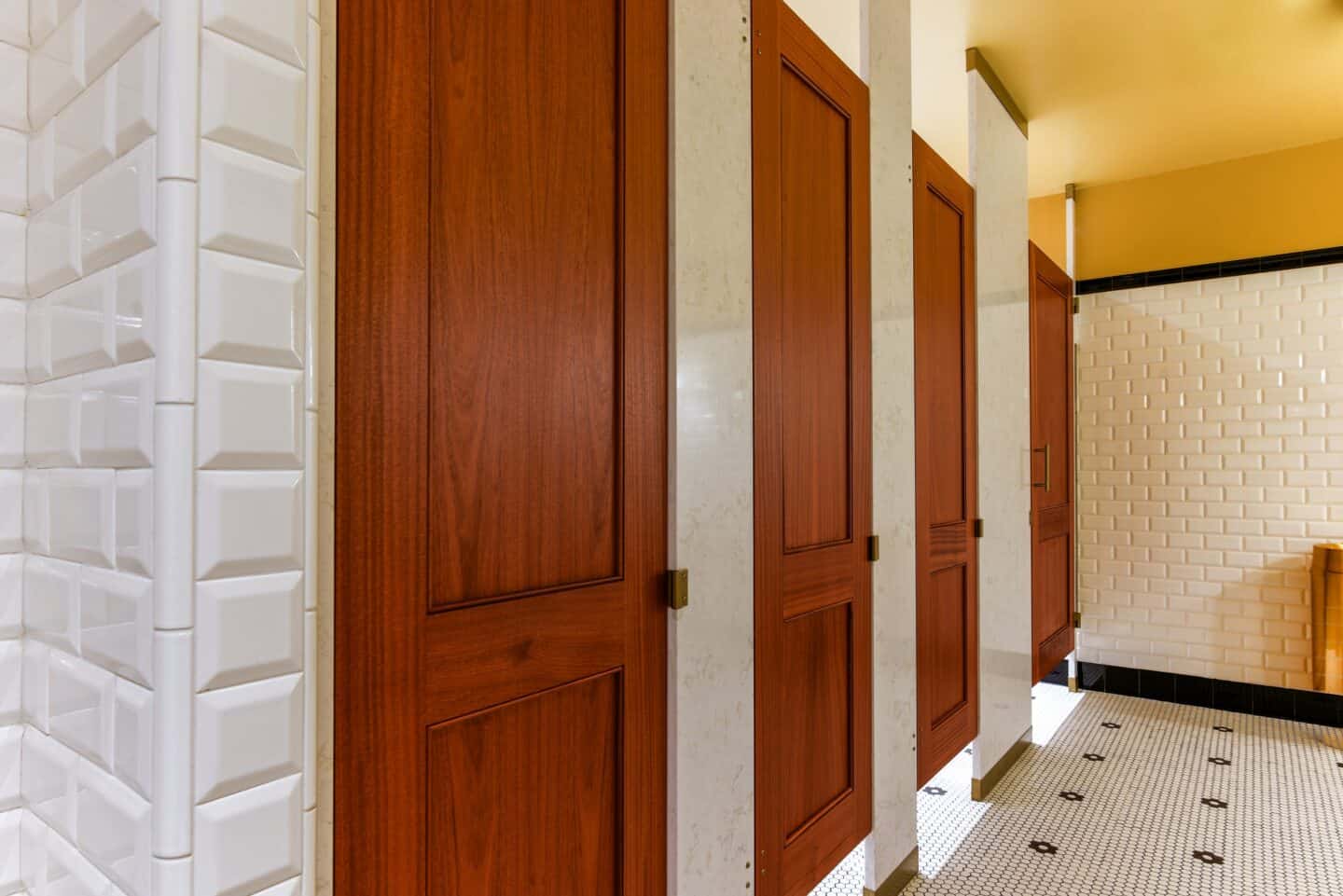 Full Height Privacy - Ironwood Mfg
